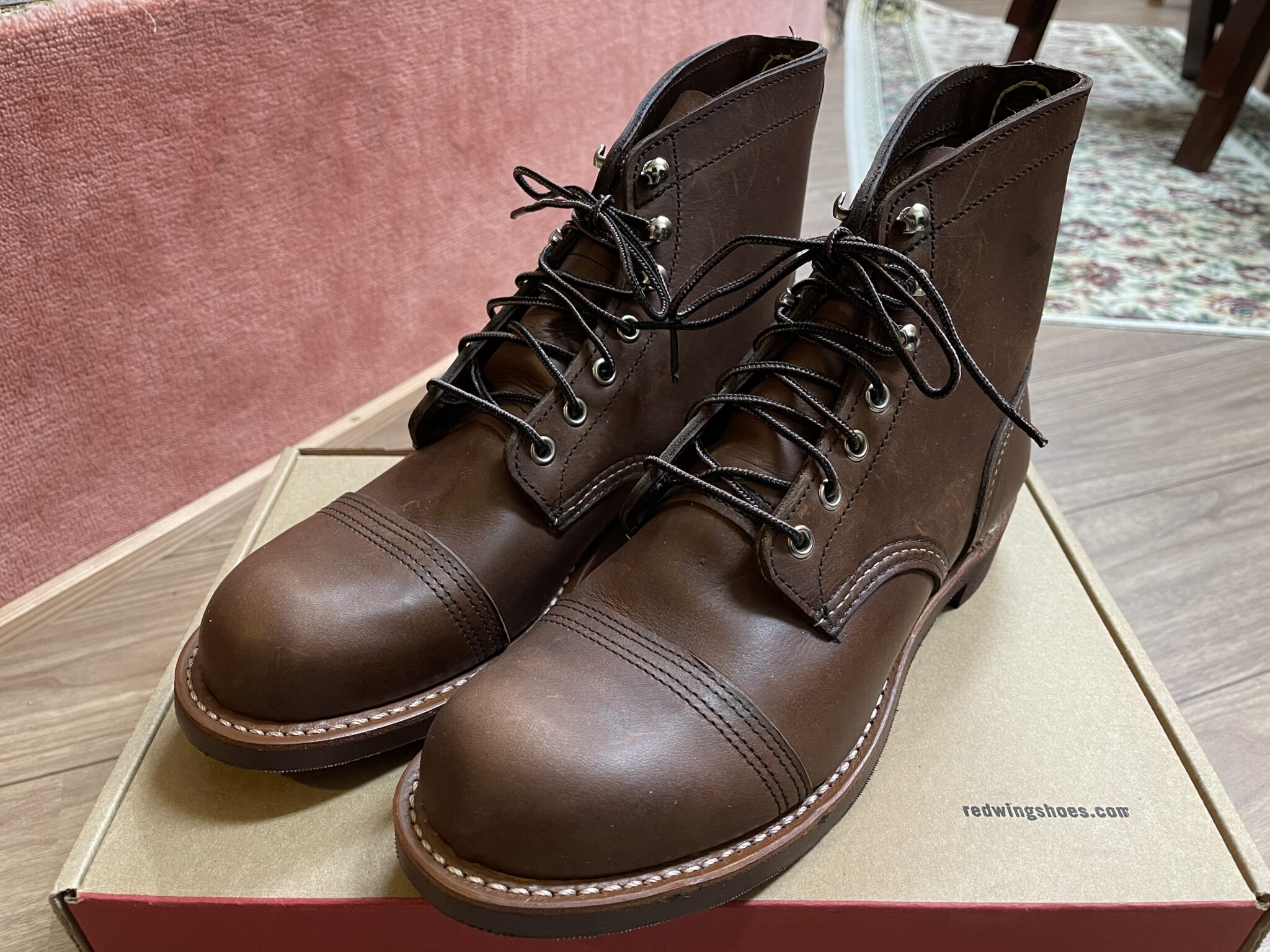 IRON RANGER (STYLE NO.8111)を1年履いてみて - 猫達と東京で生きる！！！